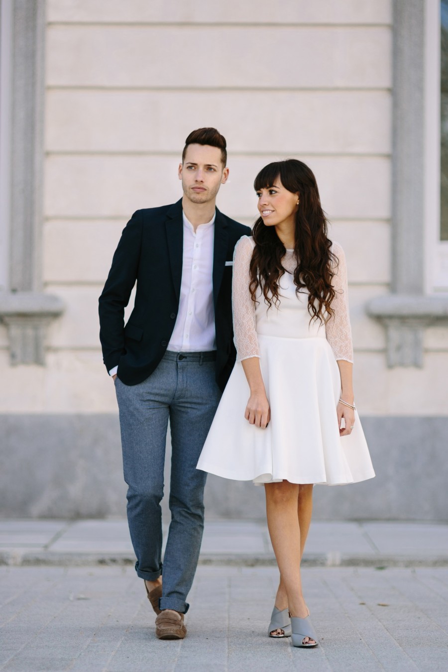 SHORT WEDDING DRESS WITH LACE DETAILS
